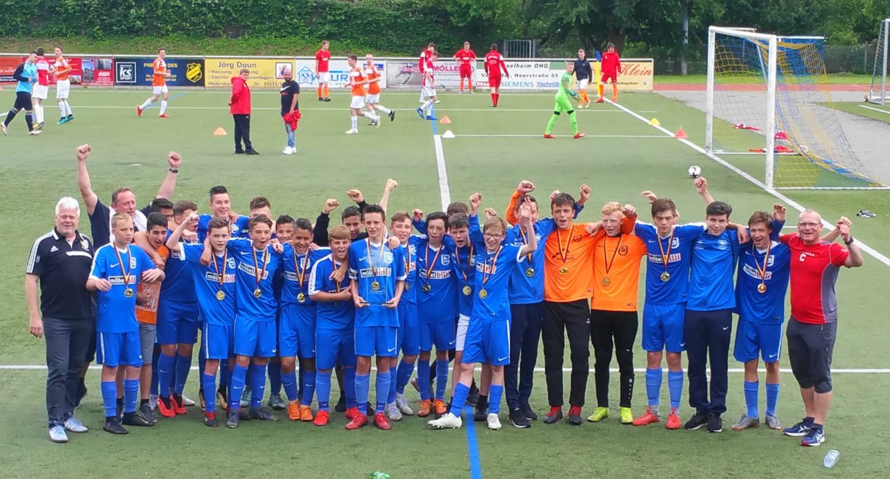 Spannende Kreispokalendspiele der Jugend - Fußballverband Rheinland