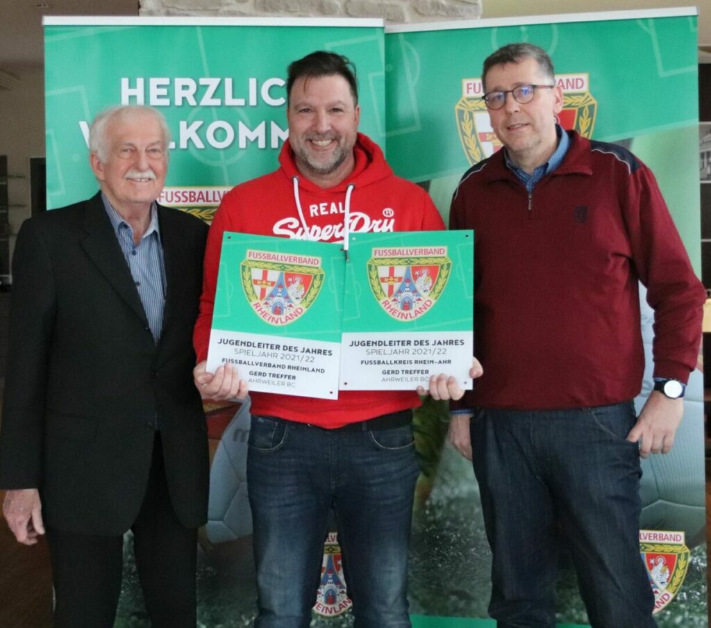 Gerd Treffer vom Ahrweiler BC ist der Jugendleiter des Jahres im FV ...